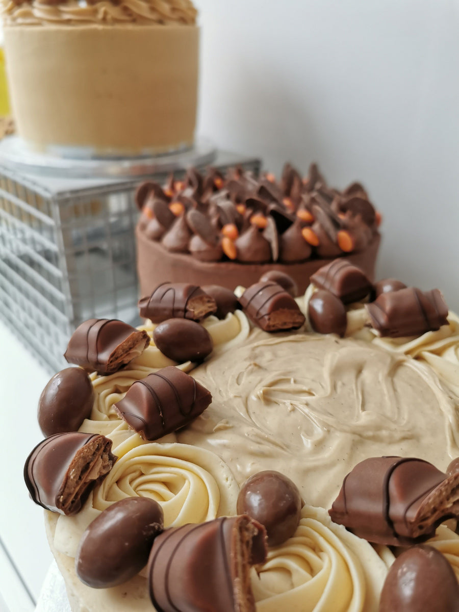 Super Saturday - Cake Slices – The Cake Spa